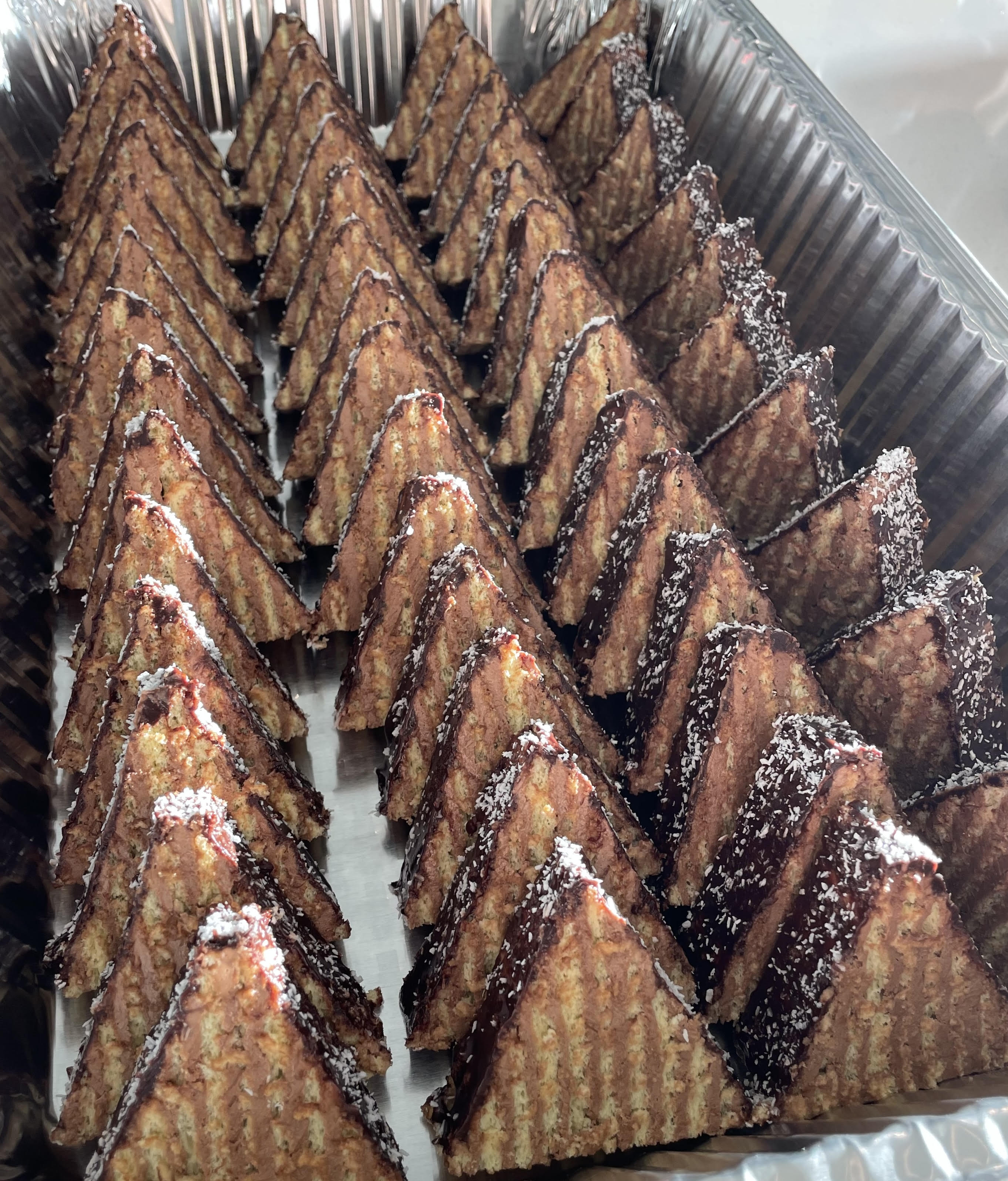 Cakes & Pastries – Rosies Patisserie & Catering